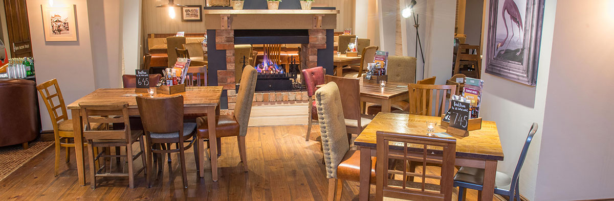 The Bowling Green Pub in Lichfield, Staffordshire | Ember Inns