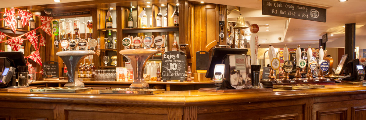 The White Hart Pub in Benfleet, Essex | Ember Inns